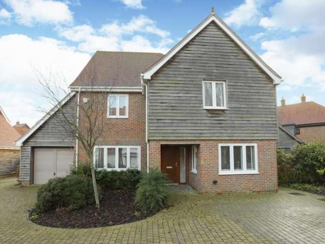 4 Bedroom Detached House