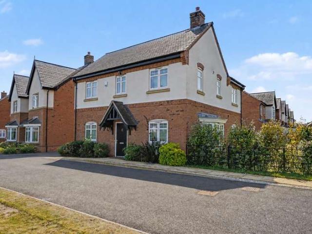 4 Bedroom Detached House