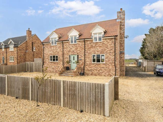 4 Bedroom Detached House