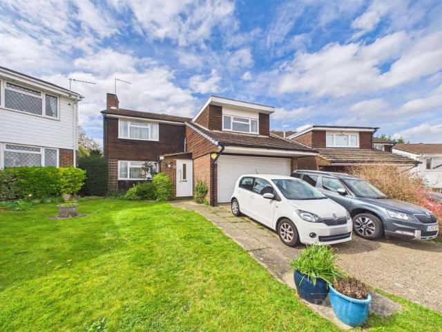 4 Bedroom Detached House