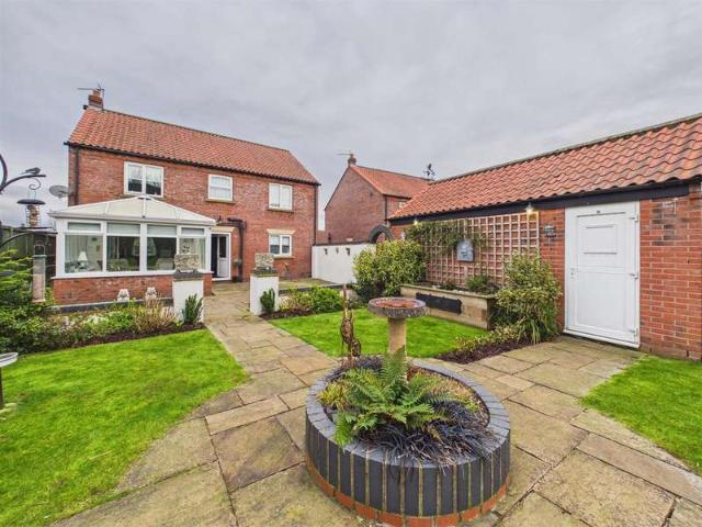 4 Bedroom Detached House