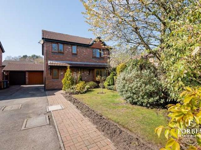 4 Bedroom Detached House