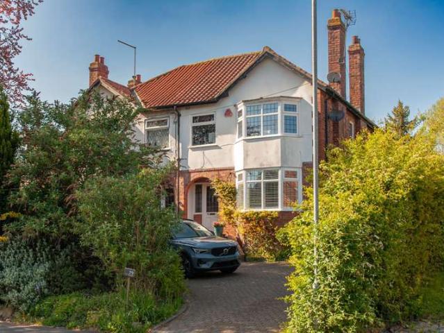 4 Bedroom Detached House