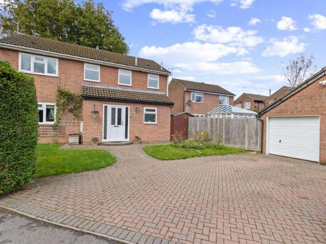 4 Bedroom Detached House