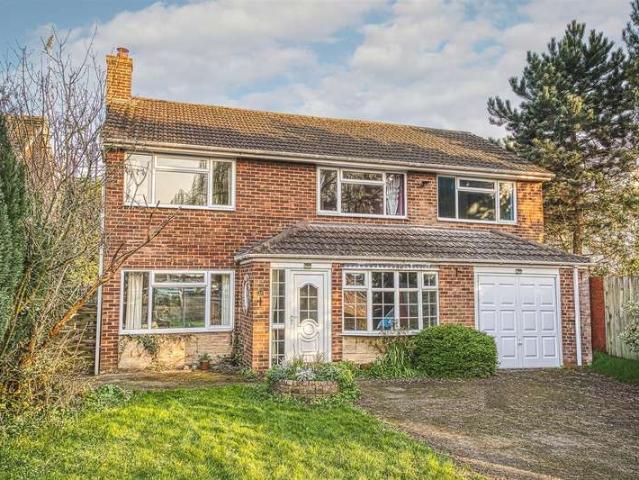 4 Bedroom Detached House