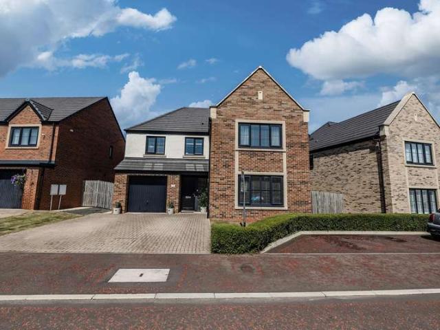 4 Bedroom Detached House