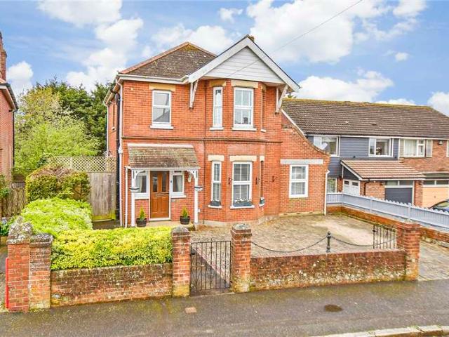 4 Bedroom Detached House