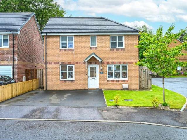 4 Bedroom Detached House
