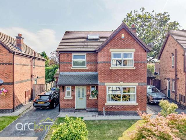 4 Bedroom Detached House