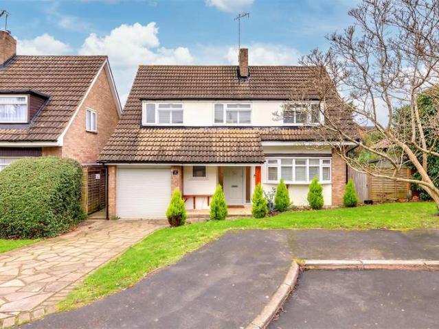 4 Bedroom Detached House
