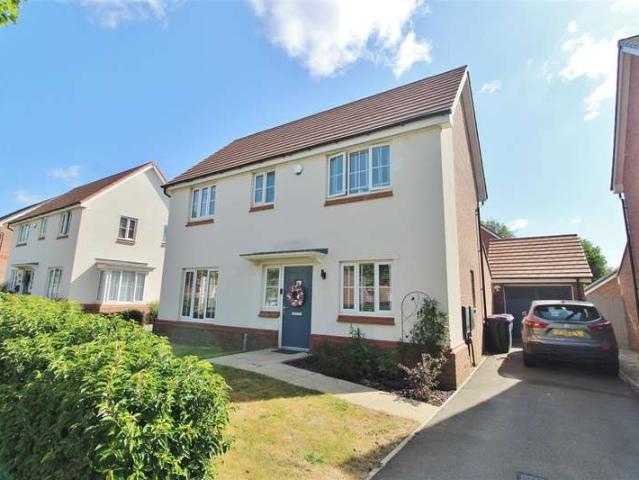4 Bedroom Detached House