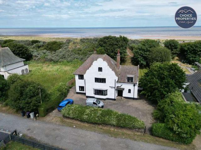 4 Bedroom Detached House