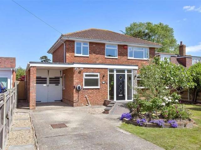4 Bedroom Detached House