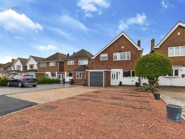 4 Bedroom Detached House