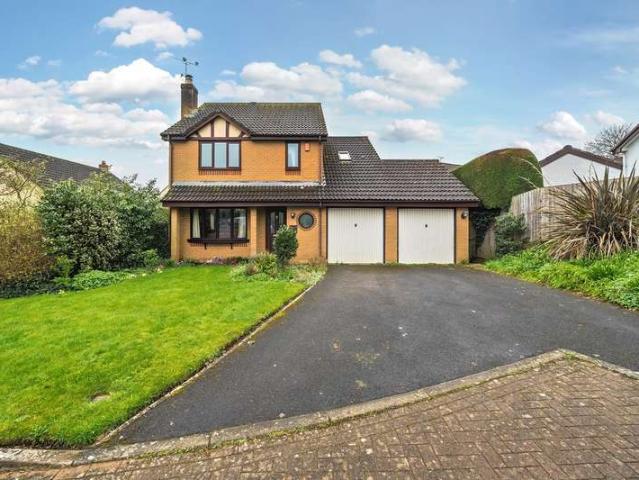 4 Bedroom Detached House