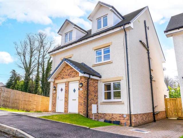 4 Bedroom Semi Detached House