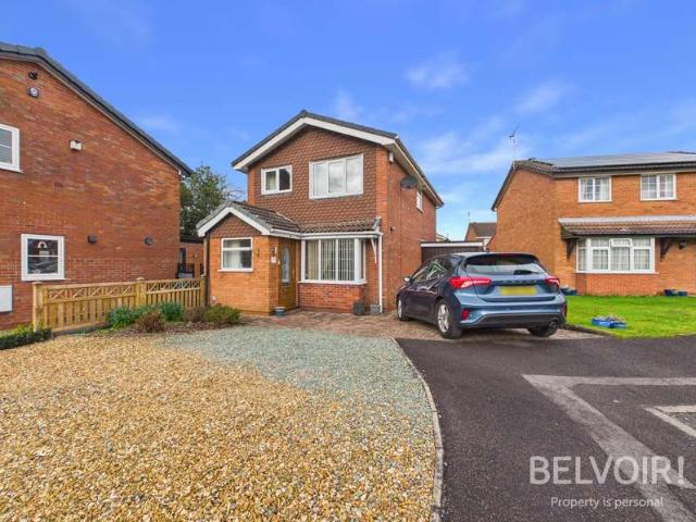 4 Bedroom Detached House