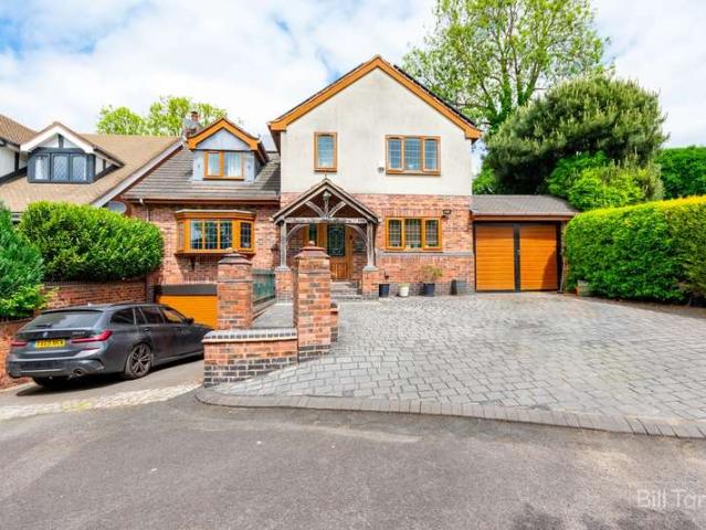 4 Bedroom Detached House