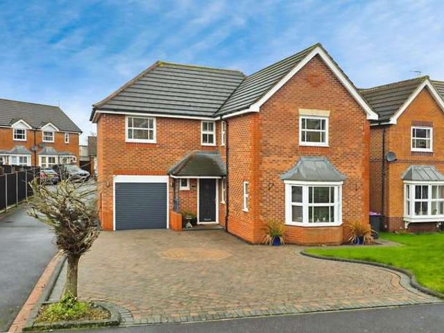4 Bedroom Detached House