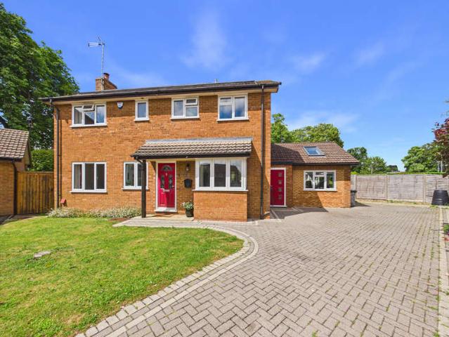 4 Bedroom Detached House