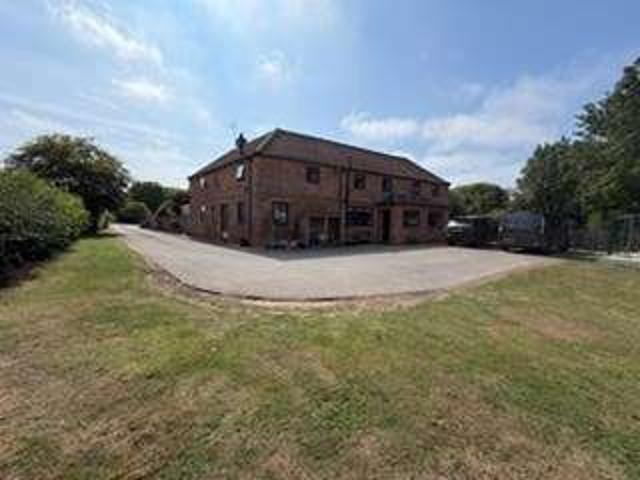 4 Bedroom Detached House