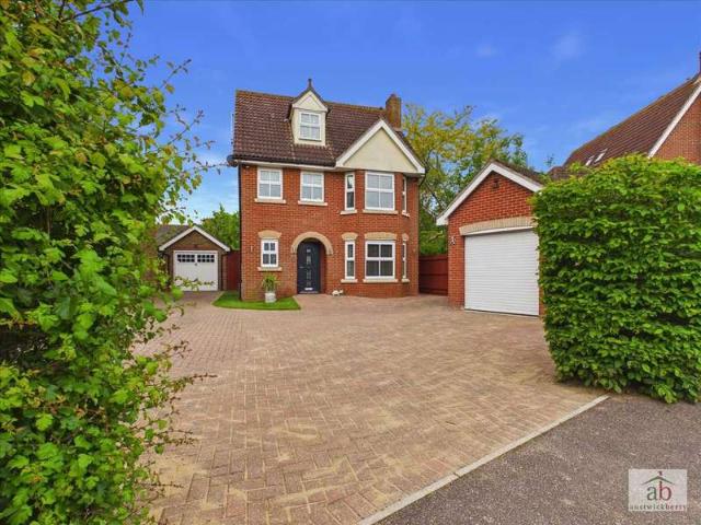 4 Bedroom Detached House