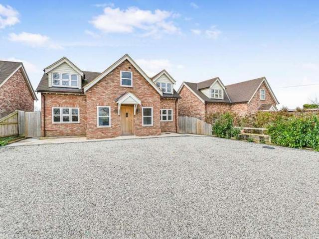 4 Bedroom Detached House
