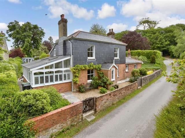 4 Bedroom Detached House