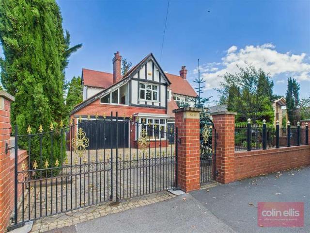4 Bedroom Detached House
