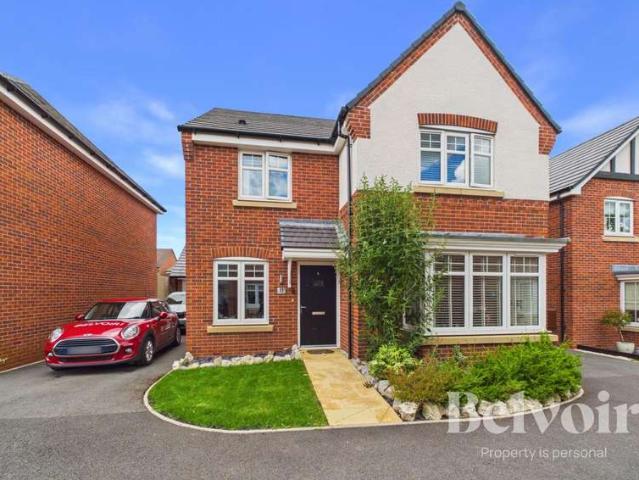 4 Bedroom Detached House