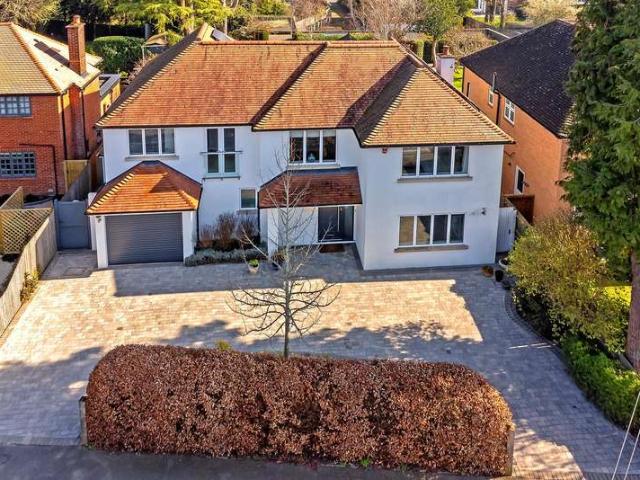 4 Bedroom Detached House