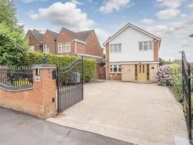 4 Bedroom Detached House