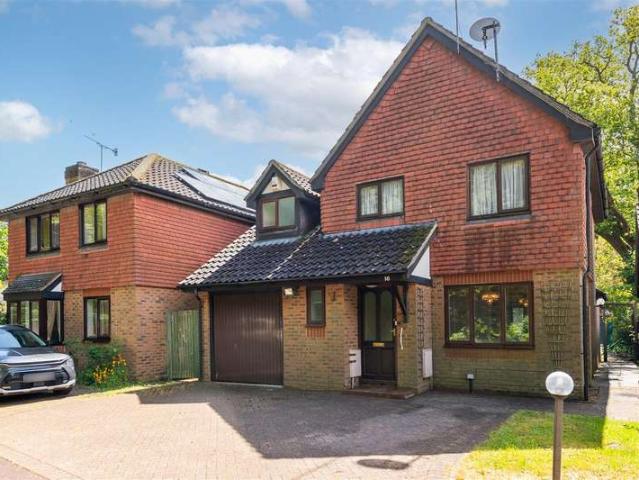 4 Bedroom Detached House