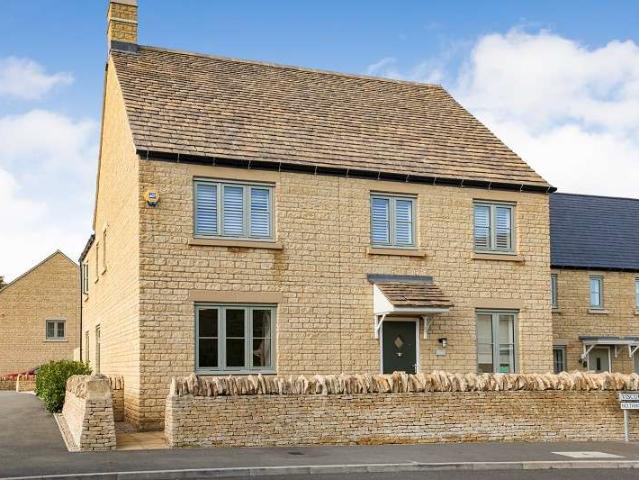 4 Bedroom Detached House