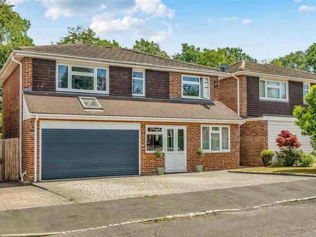 4 Bedroom Detached House