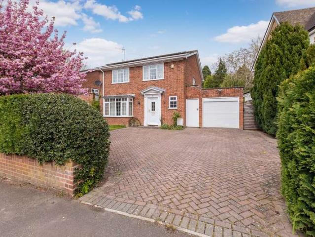 4 Bedroom Detached House