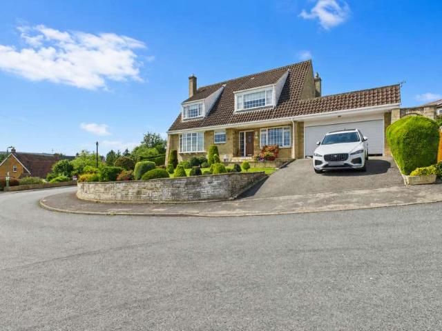 4 Bedroom Detached House
