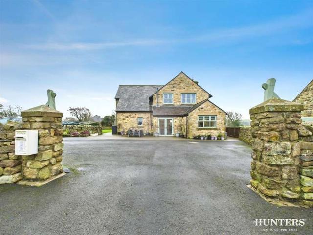 4 Bedroom Detached House