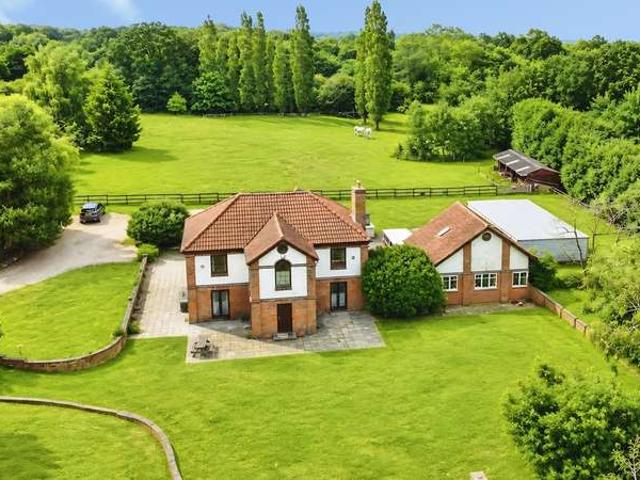 4 Bedroom Detached House