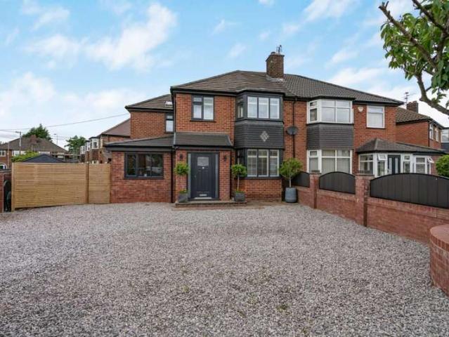 4 Bedroom Detached House