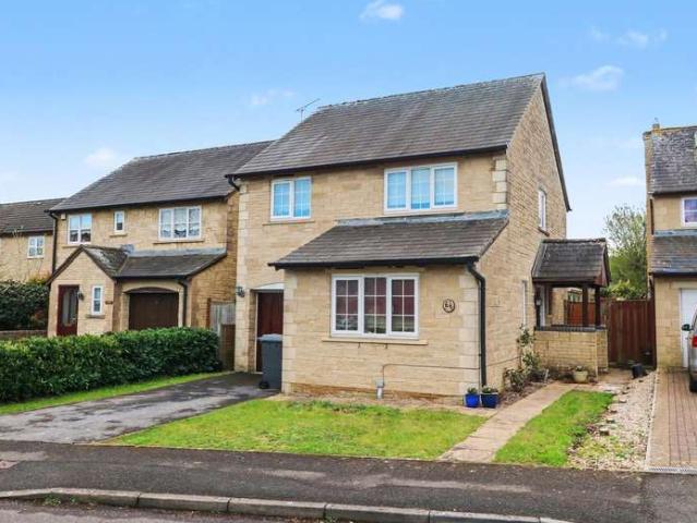 4 Bedroom Detached House