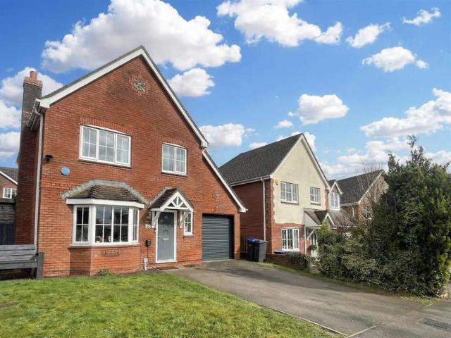 4 Bedroom Detached House