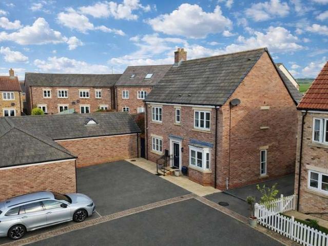4 Bedroom Detached House