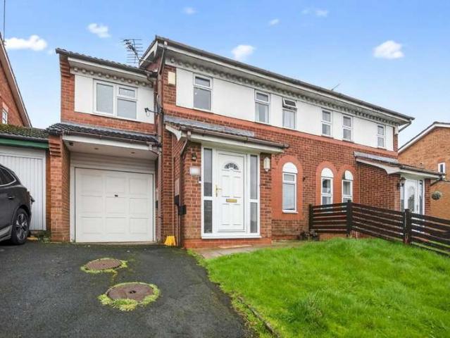 4 Bedroom Detached House