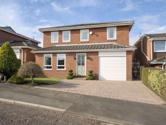 4 Bedroom Detached House