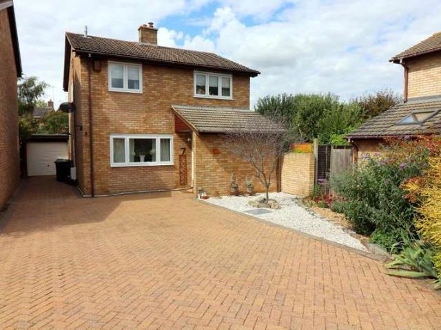 4 Bedroom Detached House