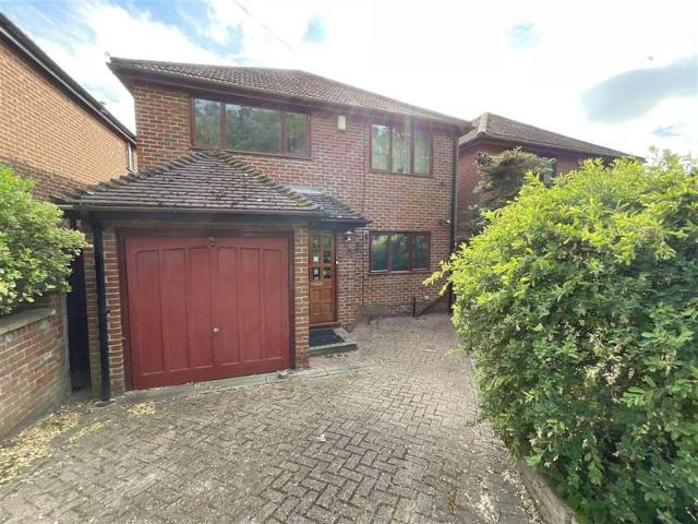 4 Bedroom Detached House