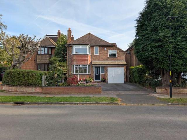 4 Bedroom Detached House