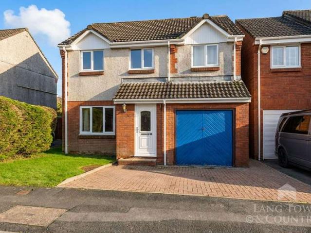 4 Bedroom Detached House