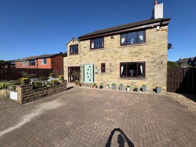 4 Bedroom Detached House